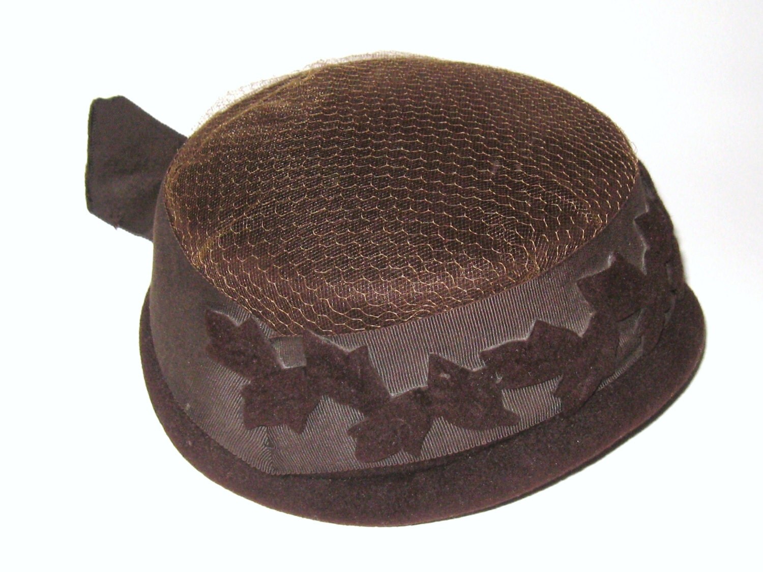 DECO Vintage 1940s Cocoa Brown MAPLE LEAF Peachbloom Velour Tilt Hat ...