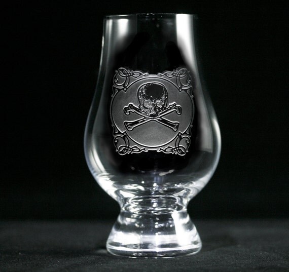 Skull and Crossbones Glencairn Glass Monogram Whisky Scotch