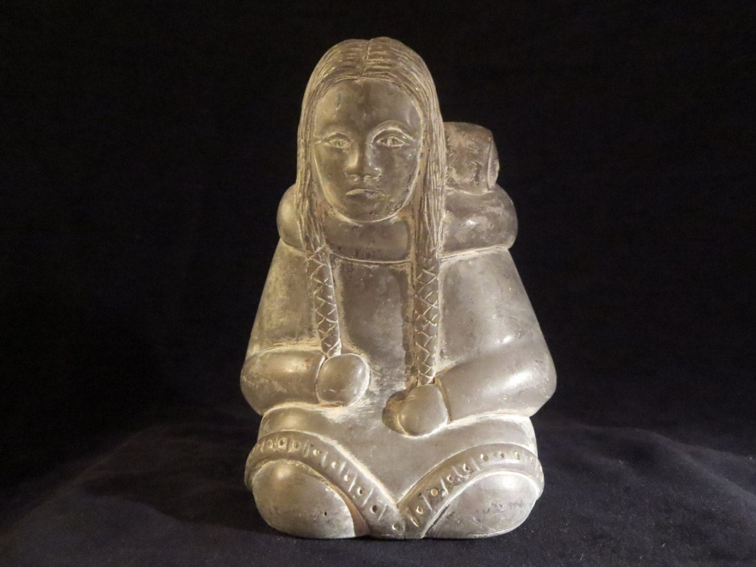 Vintage Inuit carving / Abbott Canada Inuit sculpture / Eskimo