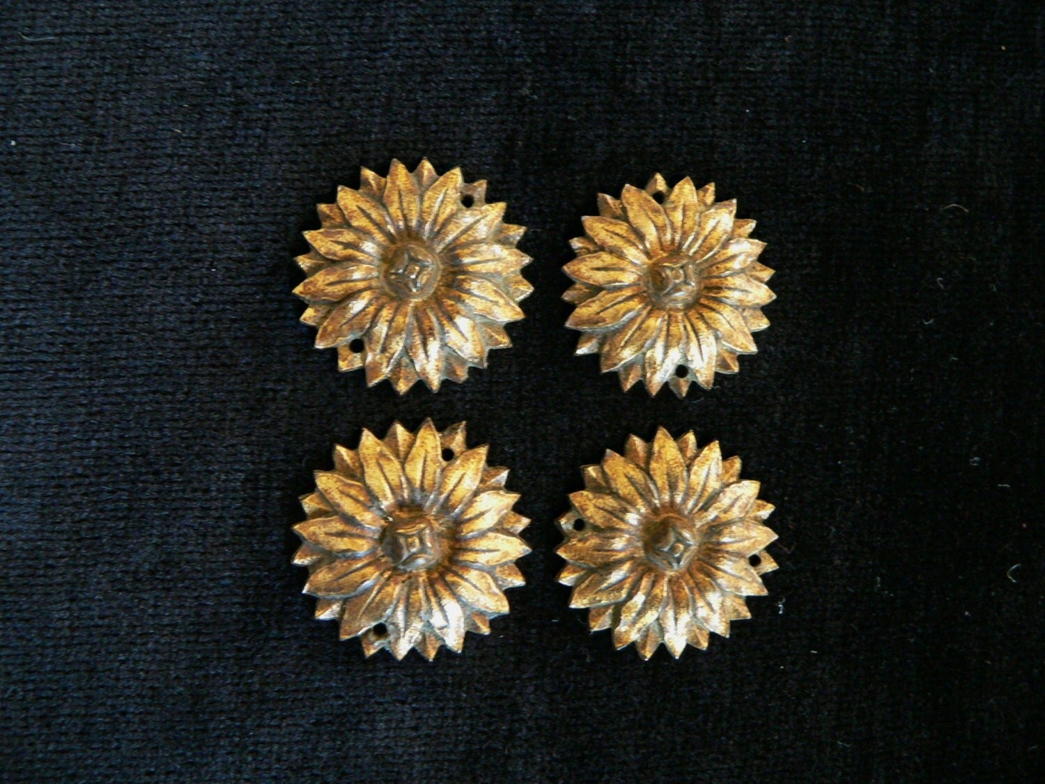 4 small antique French bronze daisy / sunflower rosettes embellishments ...