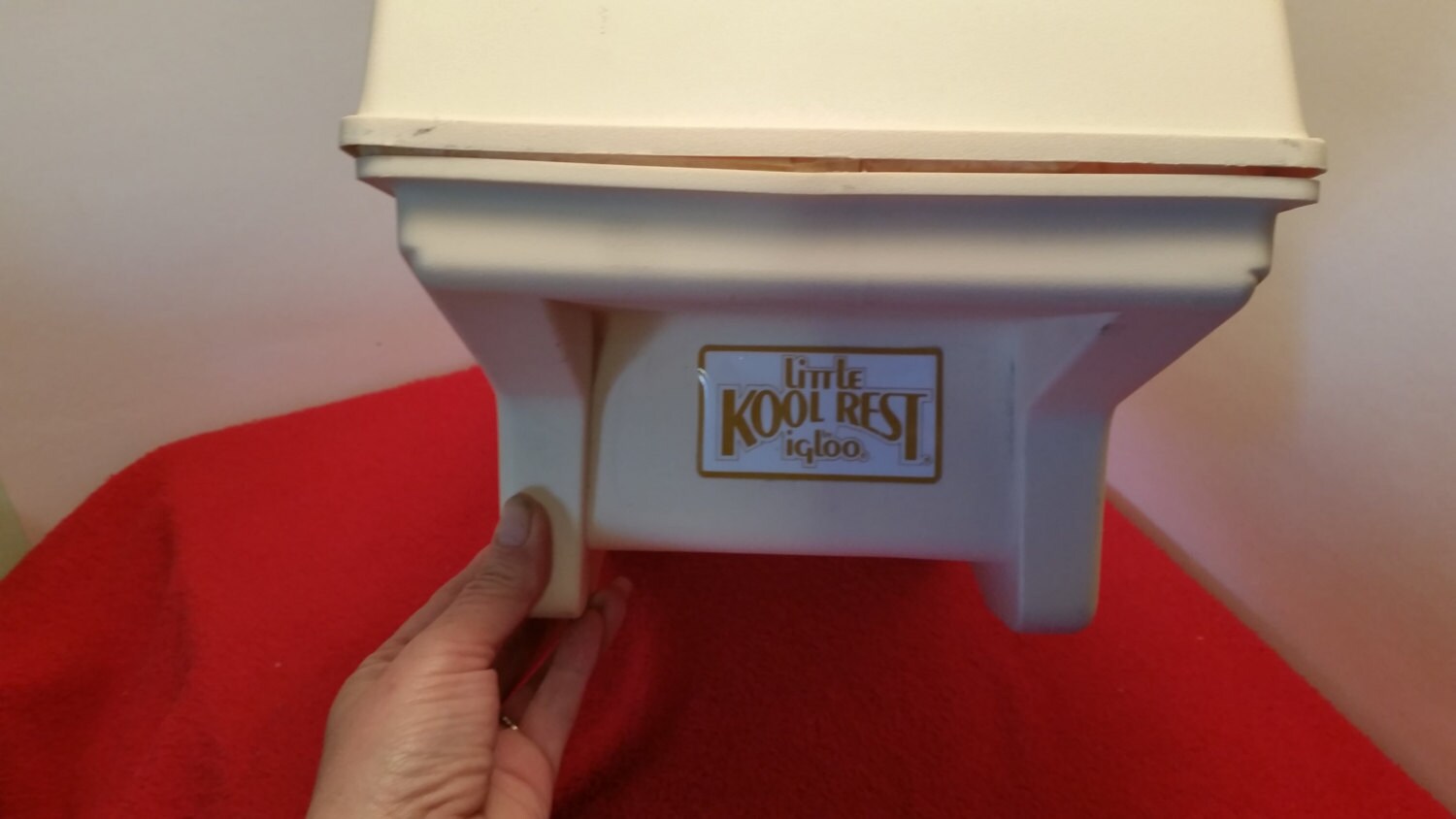 vintage igloo little kool rest arm rest cooler / truck or car