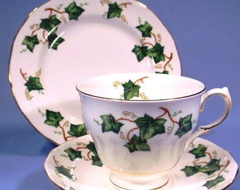 Popular items for ivy leaf pattern on Etsy