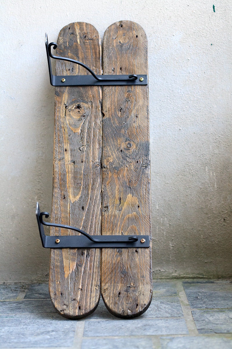 Rustic shelf brackets wrought iron varnished wooden by Artodeco