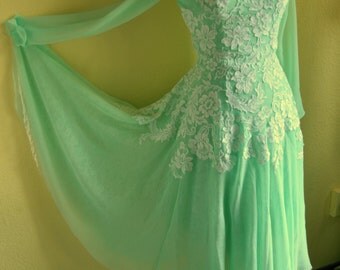 Dainty rascal | Etsy