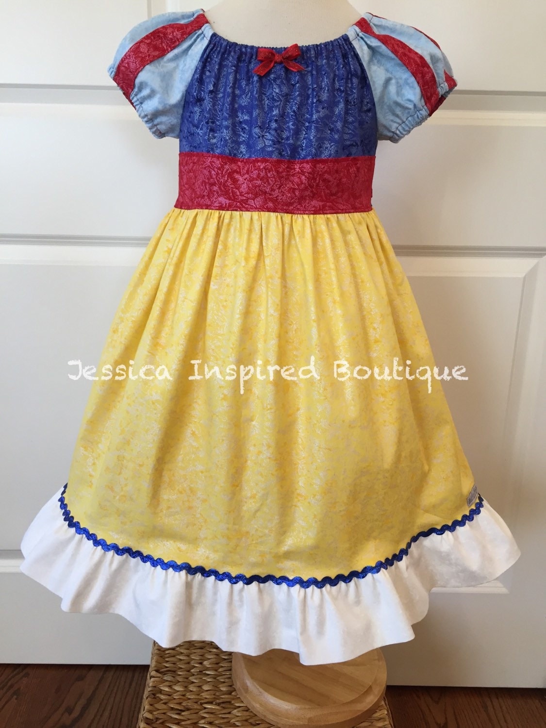 Snow White Dress Disney Princess Snow White by Theresafeller