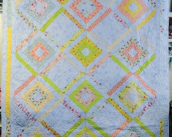 Popular items for pastel color quilt on Etsy