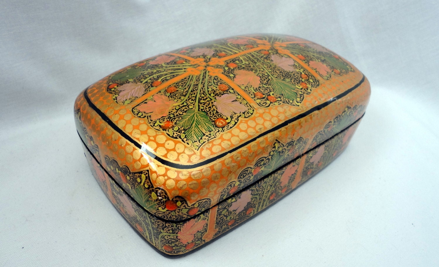 Vintage Kashmir Paper Mache Trinket Box Intricate Leaf Gold Accents ...