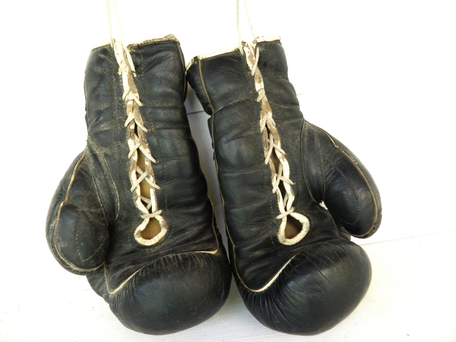 Vintage Boxing Gloves Tuf Wear