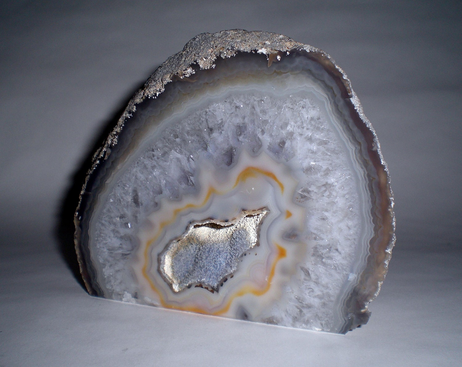 Druzy Geode Rock Specimen with Quartz Crystals & Agate by enki3000