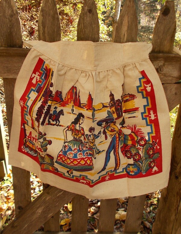 Vintage Arizona Souvenir Apron – Cactus and Sombreros – Retro Memorabilia