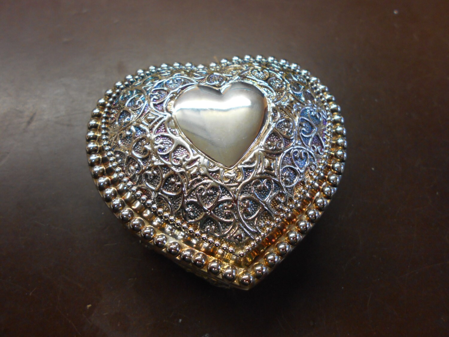 SILVER PLATED Heart Shaped Jewelry/Trinket Box – Haute Juice