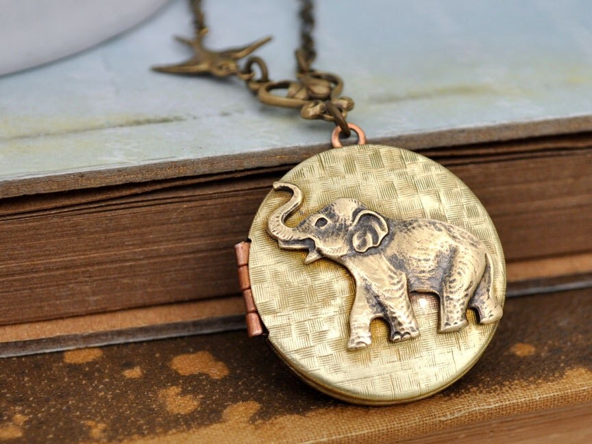 vintage elephant locket BEST OF FRIENDS baby elephant and