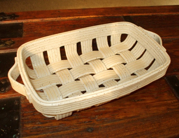 Vintage Pottery Ceramic Bread Roll Basket Tray For Baking