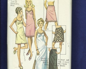 Items similar to Vintage 1960s Simplicity 7693 Pattern Slip Half Slip ...