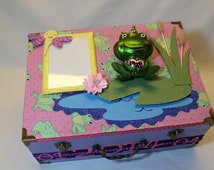 Popular items for frog box on Etsy