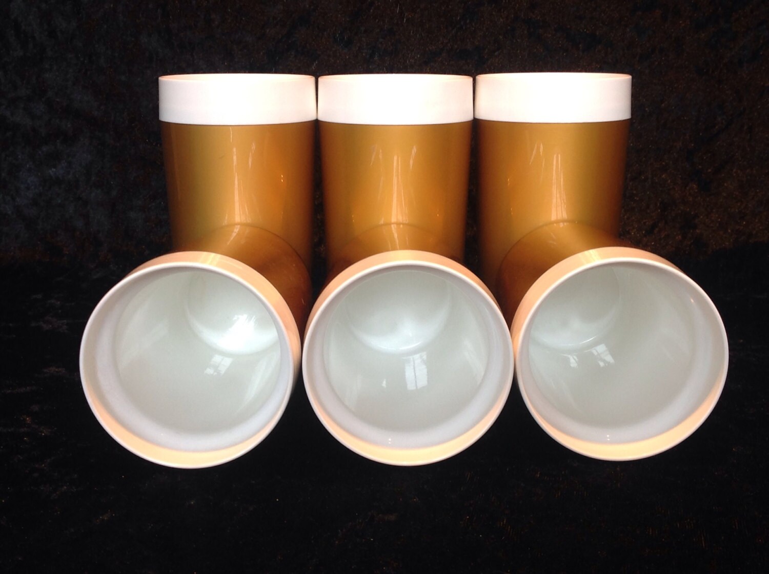 1960s Insulated Plastic Beaker Set. – Haute Juice