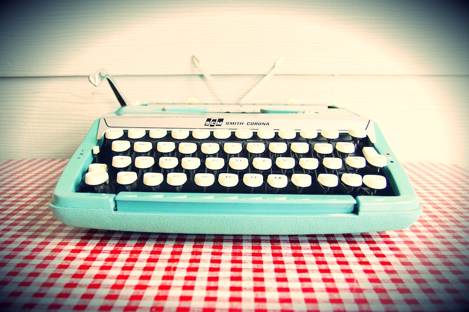 Vintage Aqua Blue 1960s Smith-Corona Corsair Portable Typewriter ...