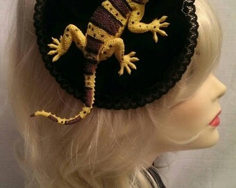 Weird fascinator | Etsy