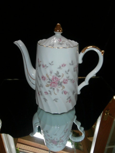 Hand Painted Large Lefton China Tea Pot Pink Rose Pattern numbered 3166 ...