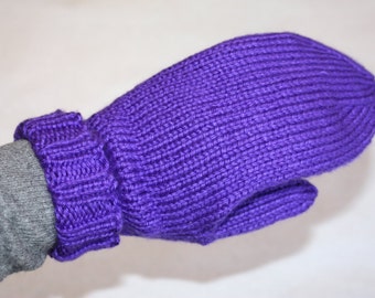 Popular items for purple knit mittens on Etsy