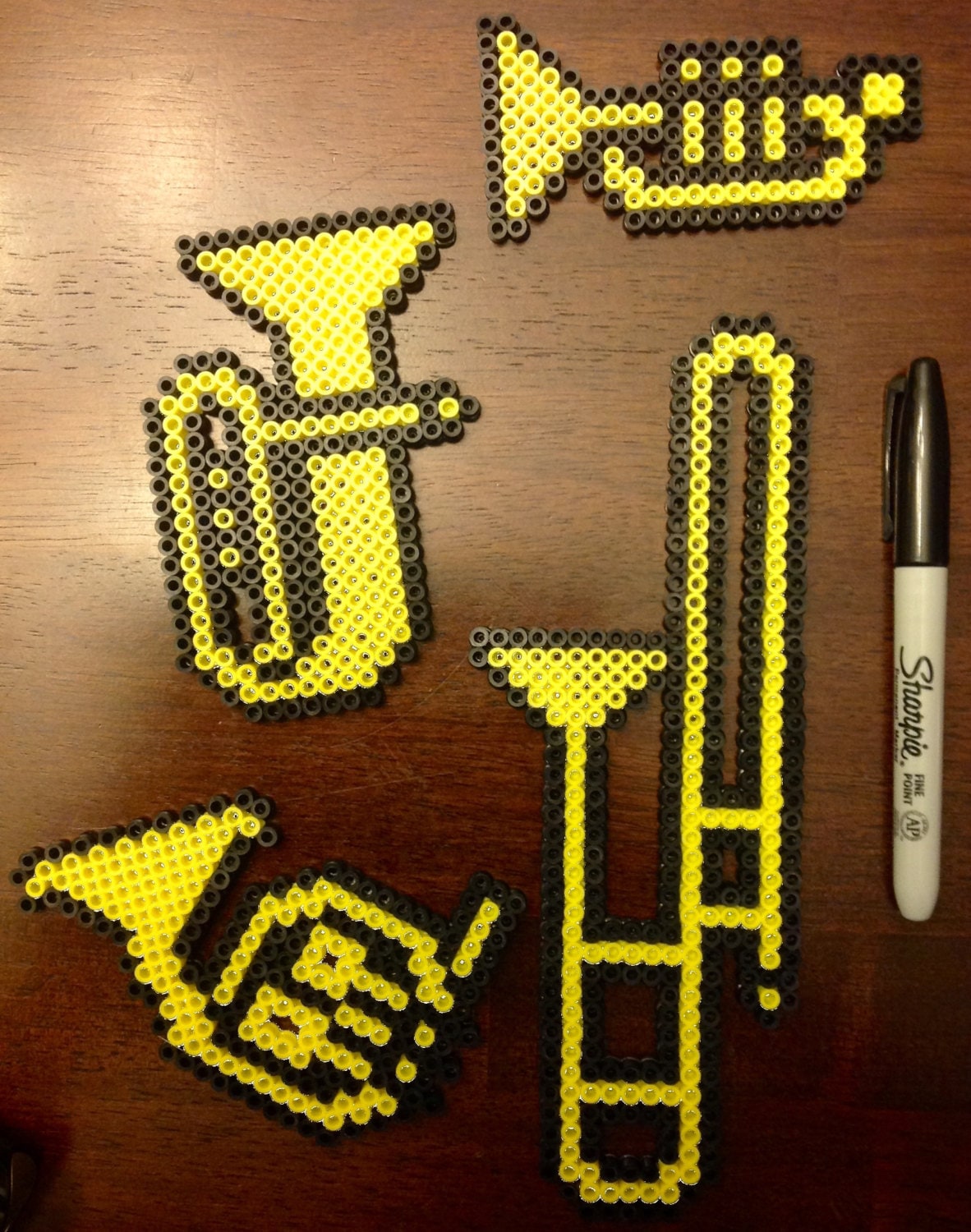 8-bit perler bead brass Instruments Trumpet by Mattsterpieces