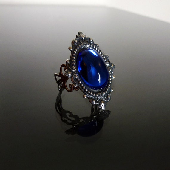 Victorian gothic ring Sapphire blue ornate filigree