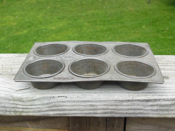 vintage George Urban Milling Company muffin tin Buffalo NY