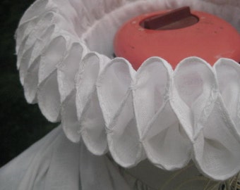 Elizabethan Linen partlet suitable for middle class by woodsholme