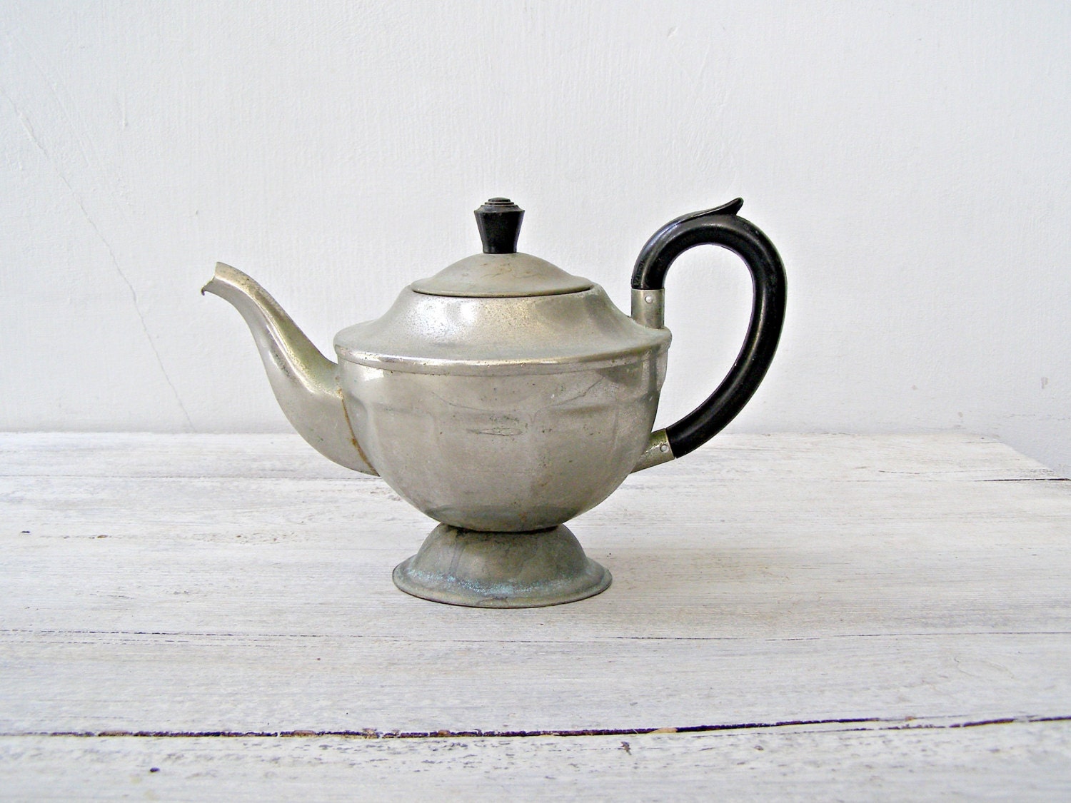 Mediterranean Footed Metal Teapot, Middle Eastern Decor, Oriental ...