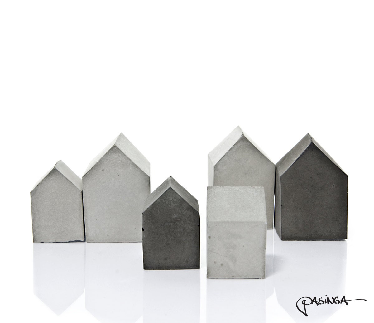 Concrete House Set of 5 natural black pigmented concrete