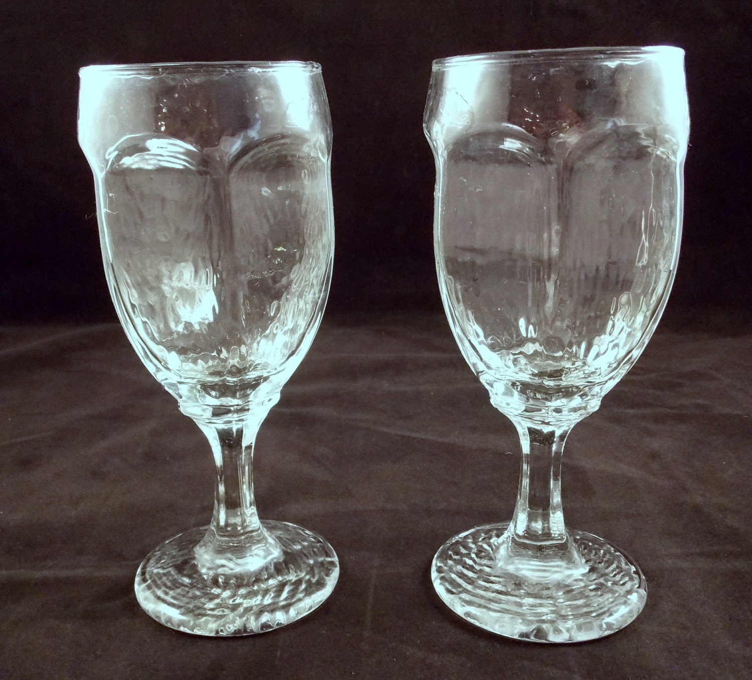 Vintage Libbey Wine Glasses Chivalry Set Of 2 Free Shipping
