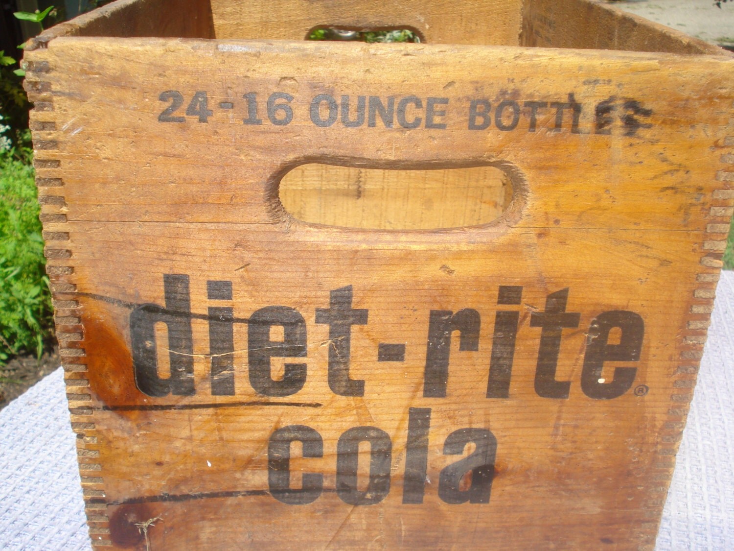 ANTIQUE WOODEN ADVERTISING box Diet Rite Cola. Original Early Antique ...