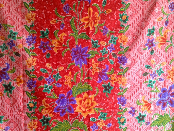 2 Yards Malaysian Batik Fabric Red Floral by NativeArtsTreasures