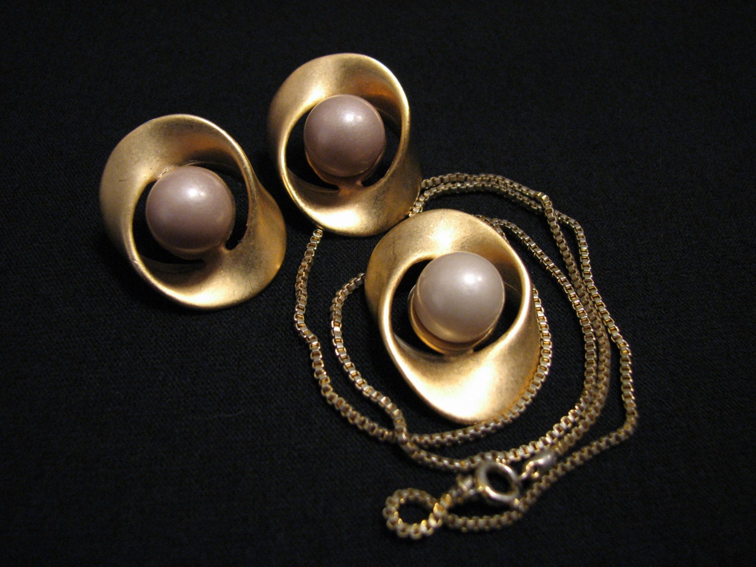 MINT RARE Antique Ernst Gideon Bek Gold Plated Faux Almond