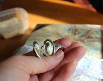 Locket ring | Etsy