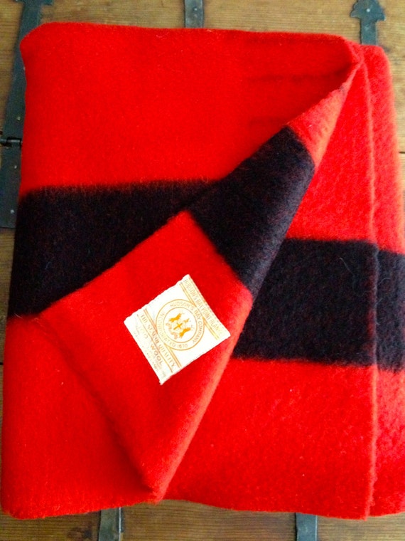 Vintage HUDSON BAY Red 4 Point Wool Blanket Vintage HUDSON BAY Red 4 Point Wool Blanket