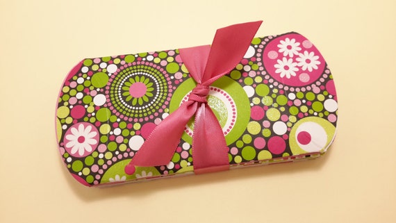 Items similar to A Pop of Color / pillow boxes / favor boxes / gift ...