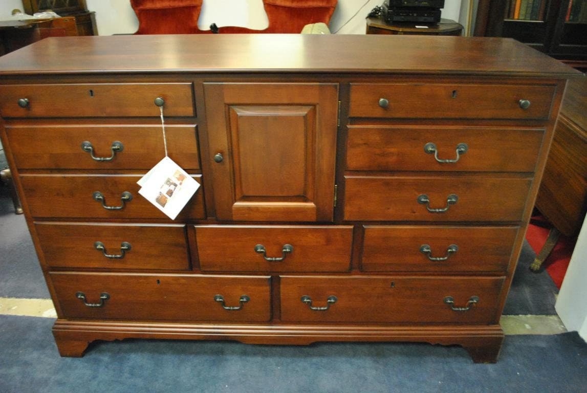 New Kincaid Solid Wood Door Dresser Antique Finish 11 Drawer Retail ...