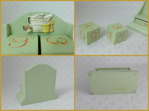 Perpetual Block Calendar Vintage Hallmark Nature's