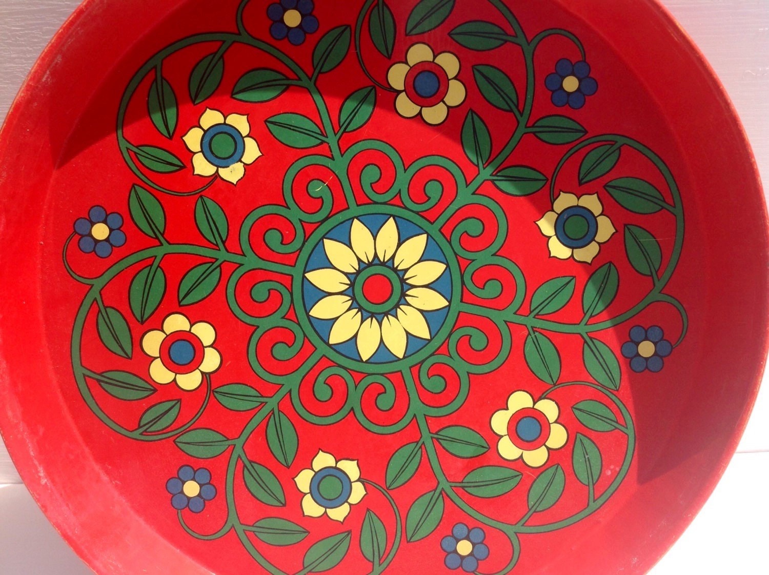 1970’s Tin Tray in Vibrant Red Design For Worcester Ware by Pat Albeck ...