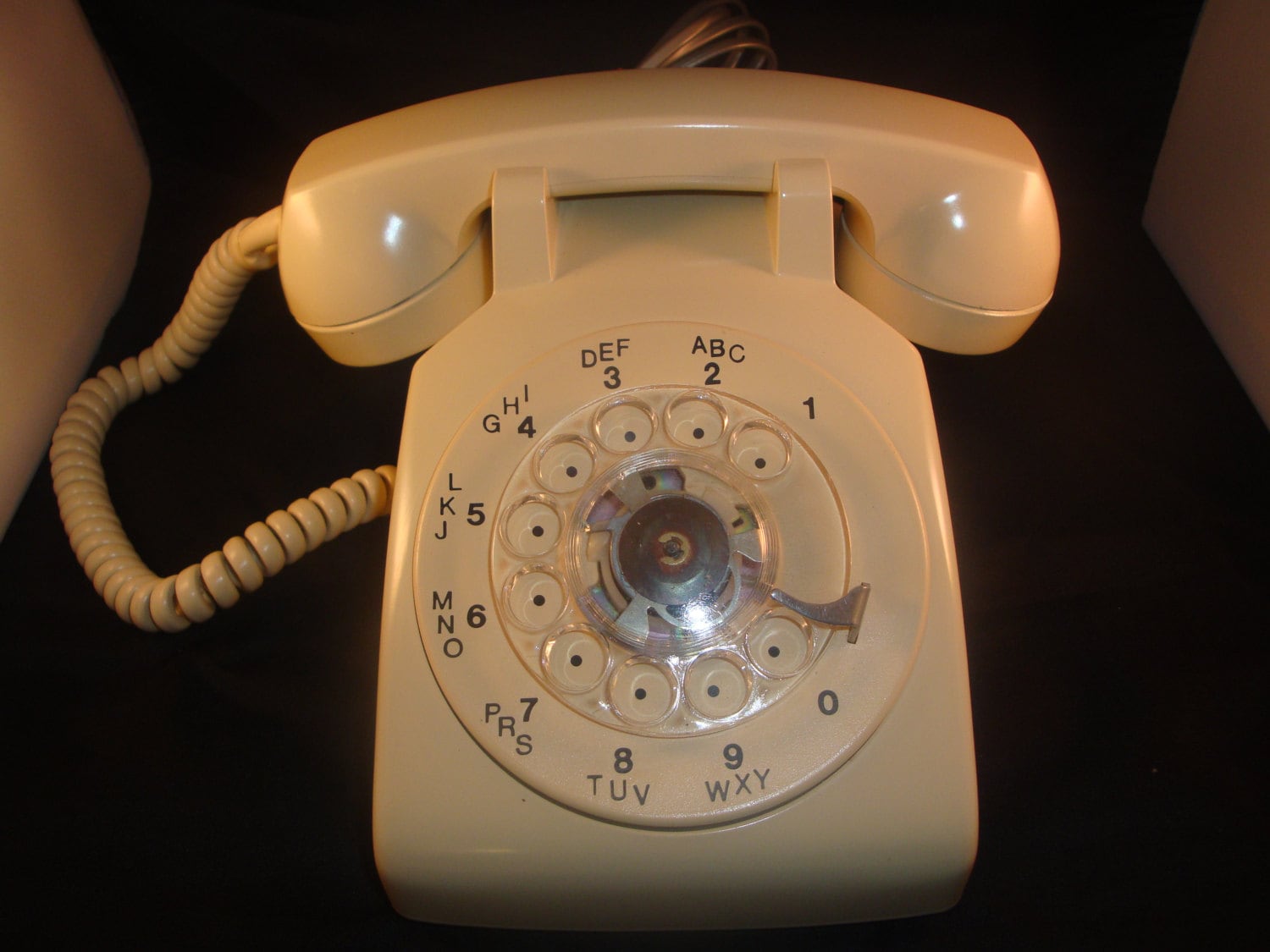Vintage Bell Canada Northern Telecom Ivory/Cream Rotary Desk