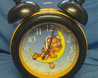 Garfield clock | Etsy