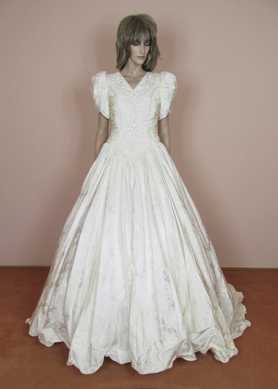 Romantique robe de mariée années 80 – robe de bal – Cendrillon style ...