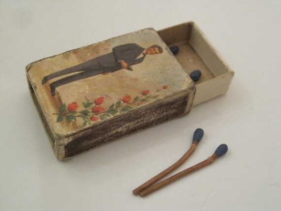 COLLECTIBLES Vintage Box of MATCHES that dates early