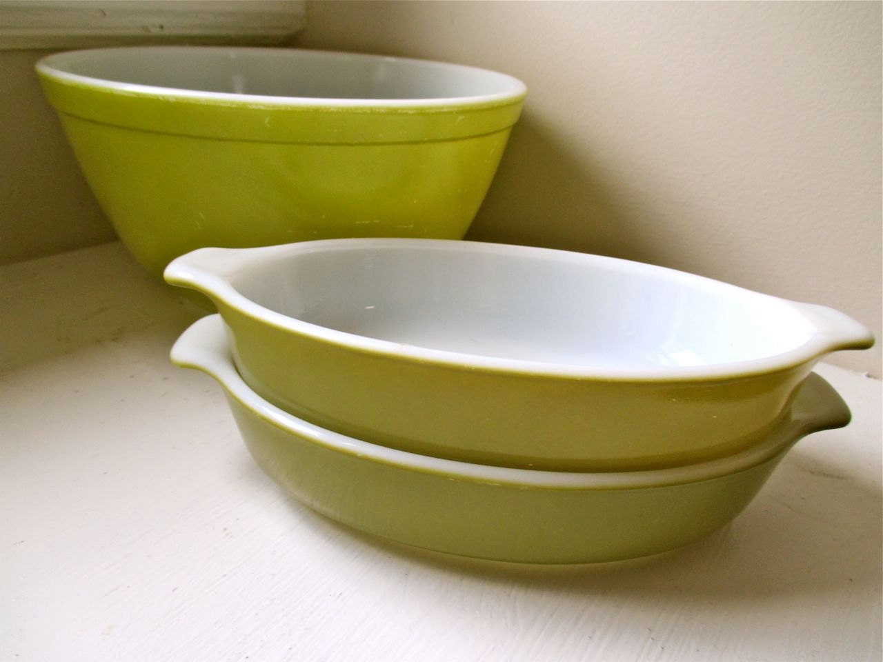 Vintage Pyrex – Olive Green – pair of Souffle Dishes – Haute Juice
