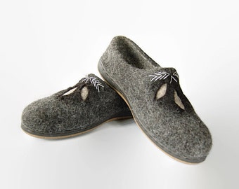Felted wool shoes with rubber soles organic wool by WoolenClogs