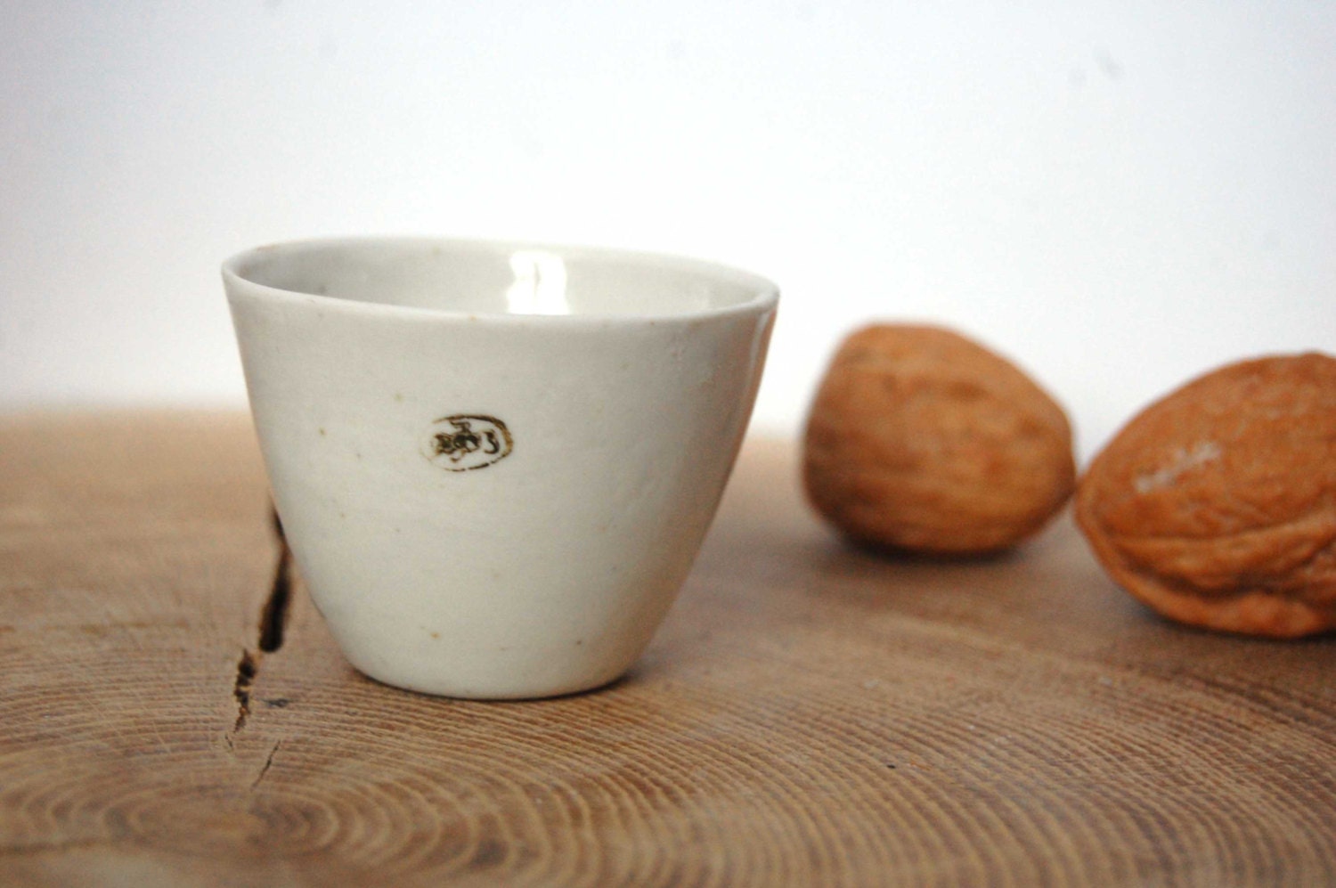 Laboratory crucible. Mini scientist porcelain cup, Medical crucibles ...