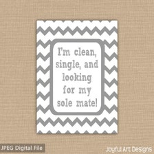 Laundry Room sign Looking for my Sole Mate. Clean Single Socks sign ...
