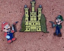 Popular items for nintendo pin on Etsy