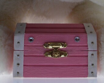 Pink treasure chest | Etsy